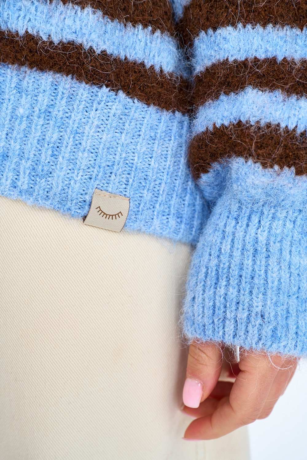 Sweter Cosmic Brownie – NAOKO-STORE.com